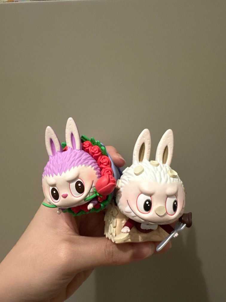 Discontinued Labubu Rose and Frence Butter Sponge Cake, Hobbies & Toys ...