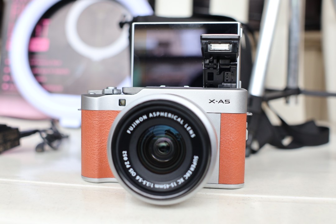 Fujifilm X-A5 Mirrorless Vlogging Camera, Photography, Cameras on Carousell