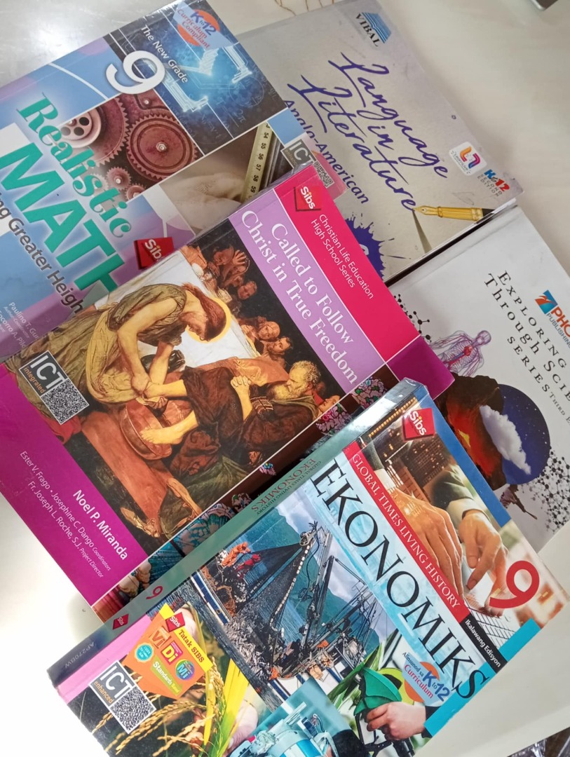 Grade 9 K-12 textbooks 5 books, Hobbies & Toys, Books & Magazines ...