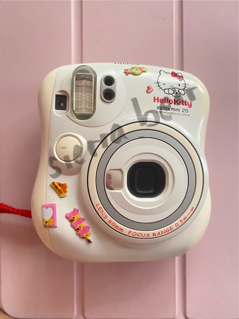INSTAX MINI 25 (HELLO KITTY VERSION), Photography, Cameras on Carousell