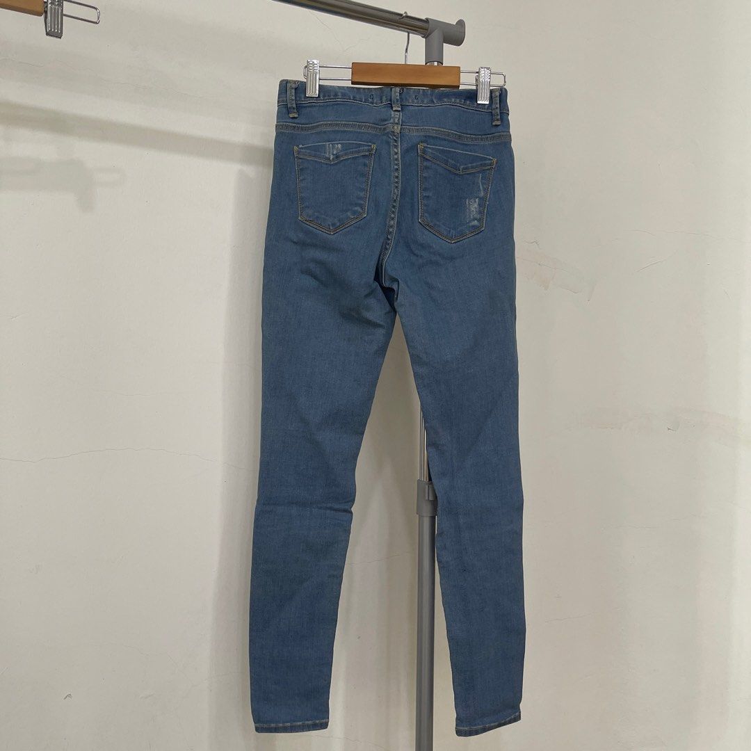 Korean Ripped Jeans, Women's Fashion, Bottoms, Jeans & Leggings on ...
