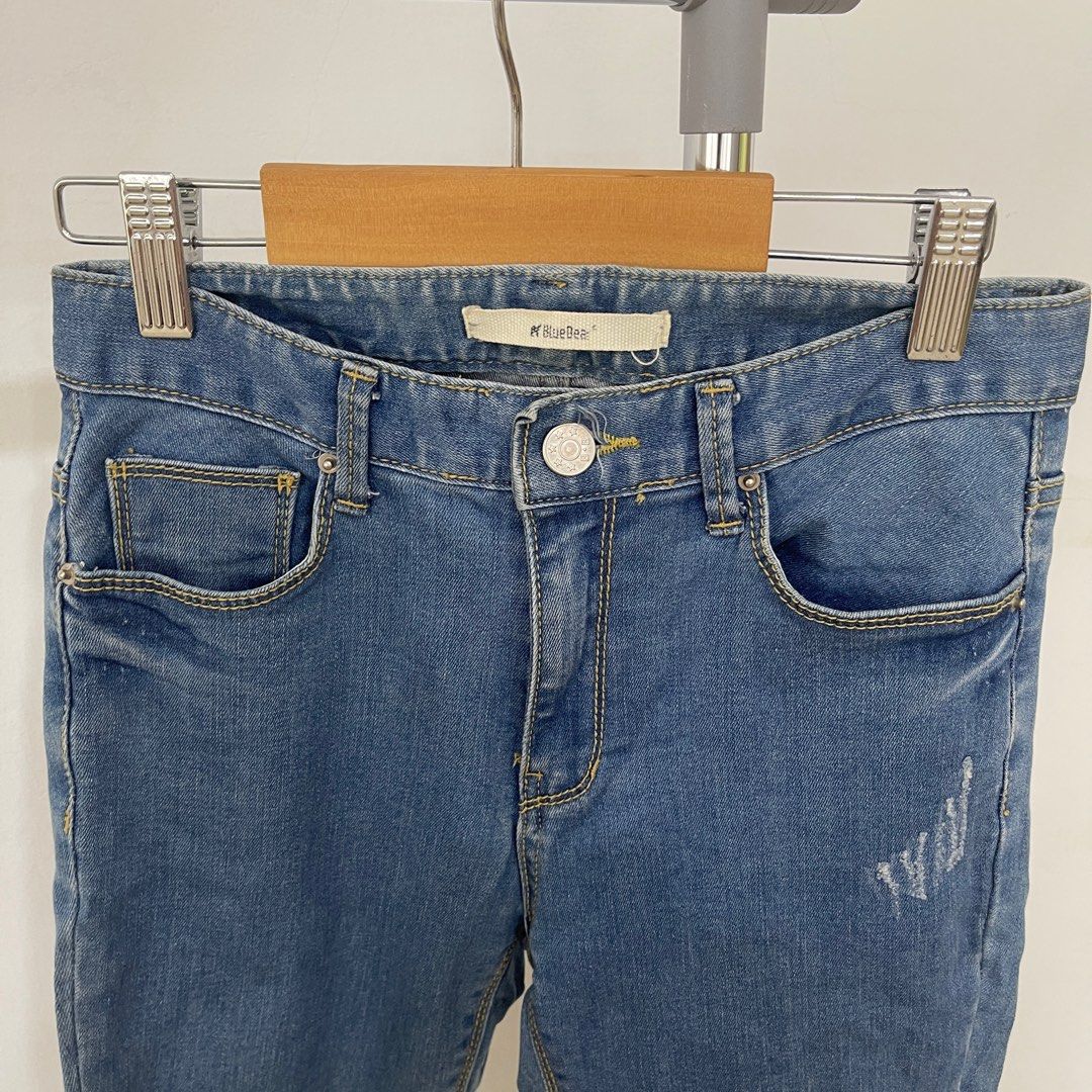 Korean Ripped Jeans, Women's Fashion, Bottoms, Jeans & Leggings on ...