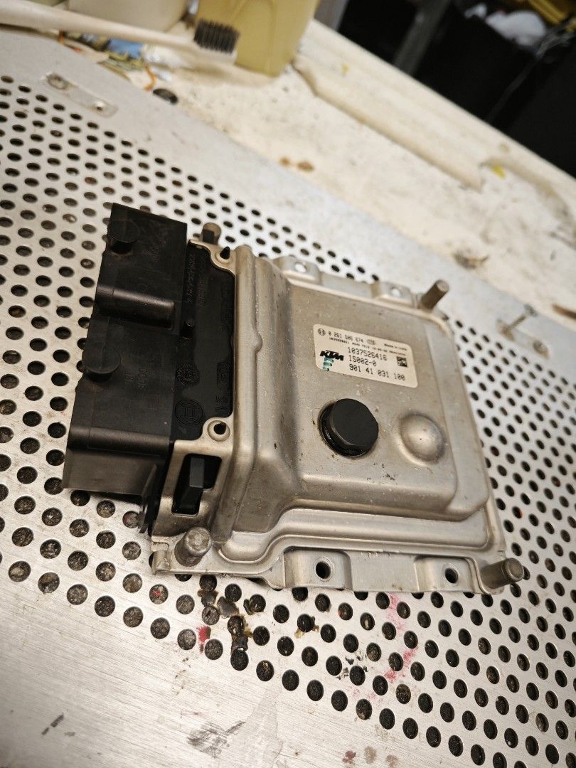 KTM DUKE 200CC ORI ECU, Auto Accessories on Carousell