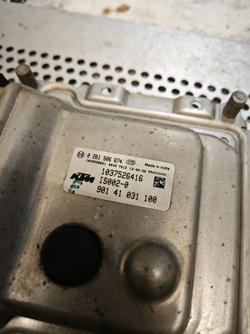 KTM DUKE 200CC ORI ECU, Auto Accessories on Carousell