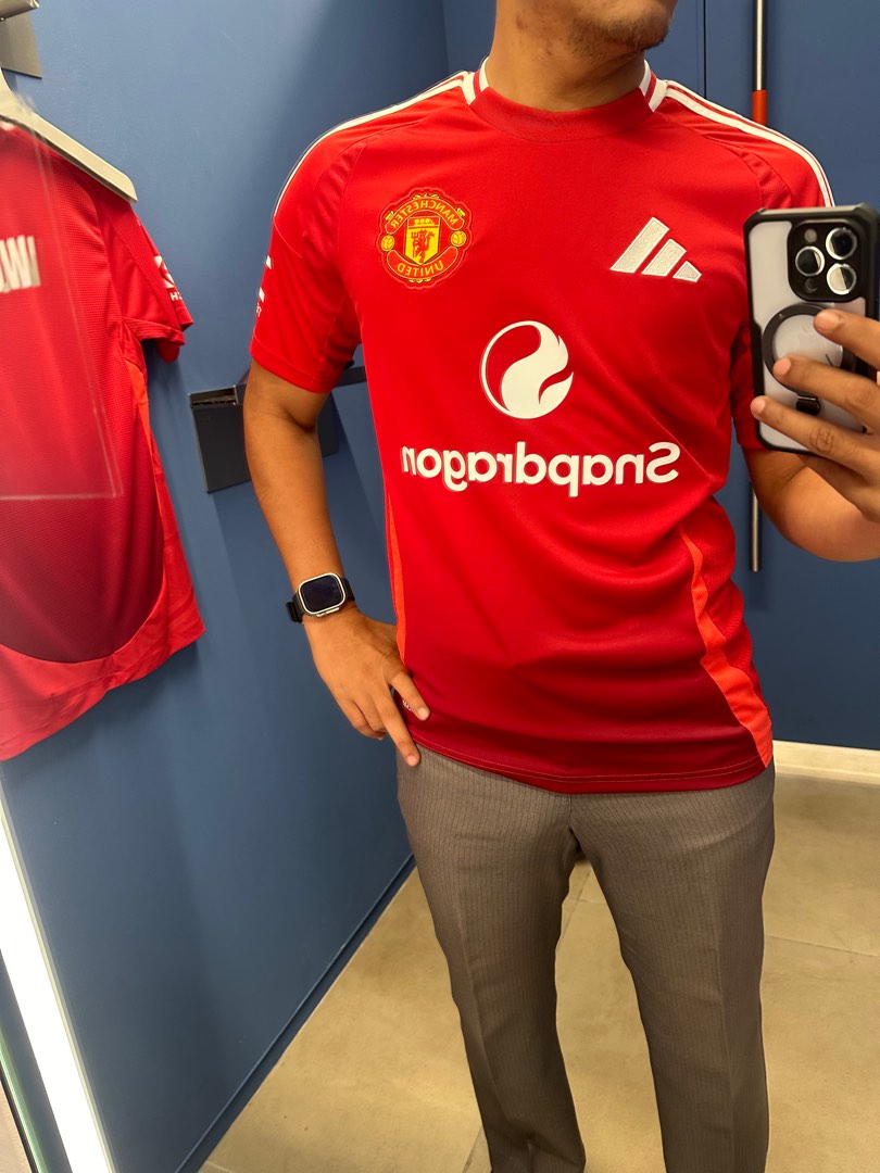 Manchester United 24/25 Home Kit, Sports Equipment, Other Sports ...