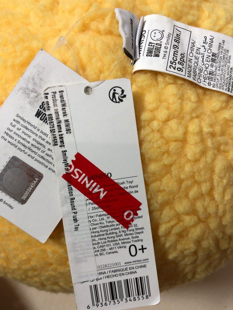 Miniso boneka smiley, Toys & Collectibles, Mainan di Carousell