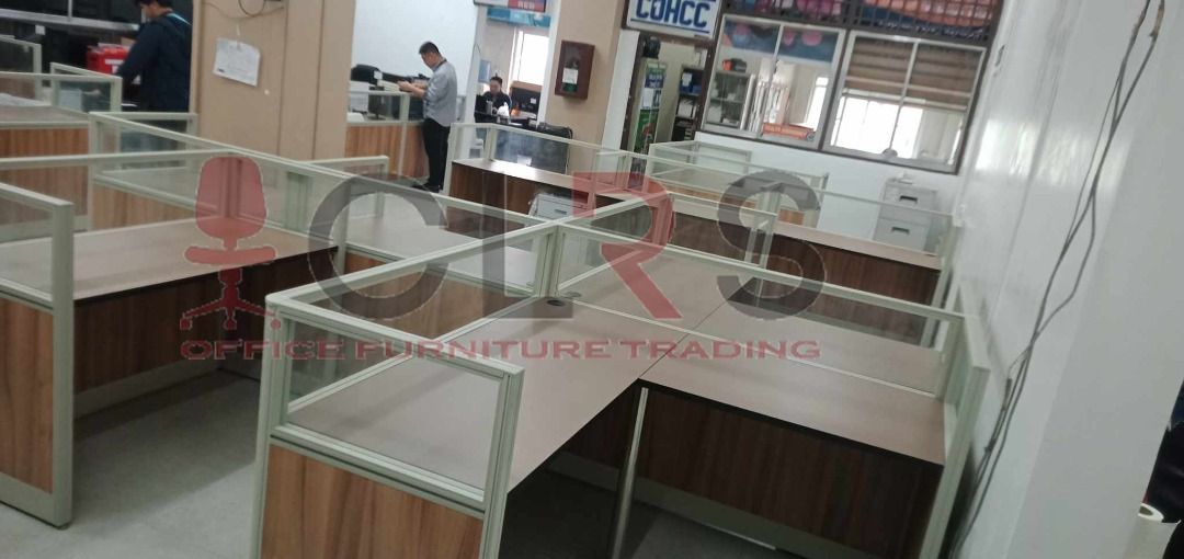 MODULAR LAMINATED WITH GLASS WORKSTATION CUBICLE OFFICE FURNITURE ...