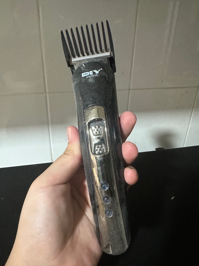 MR DIY Hair Clipper, Beauty & Personal Care, Men's Grooming on Carousell