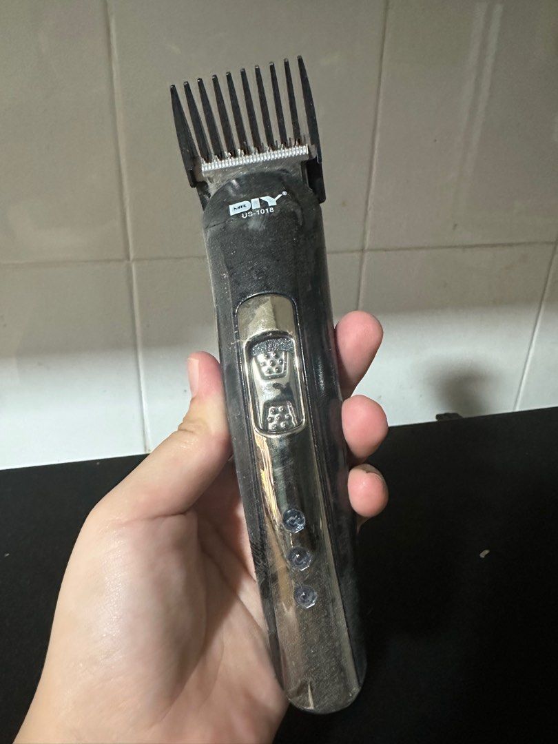 MR DIY Hair Clipper, Beauty & Personal Care, Men's Grooming on Carousell