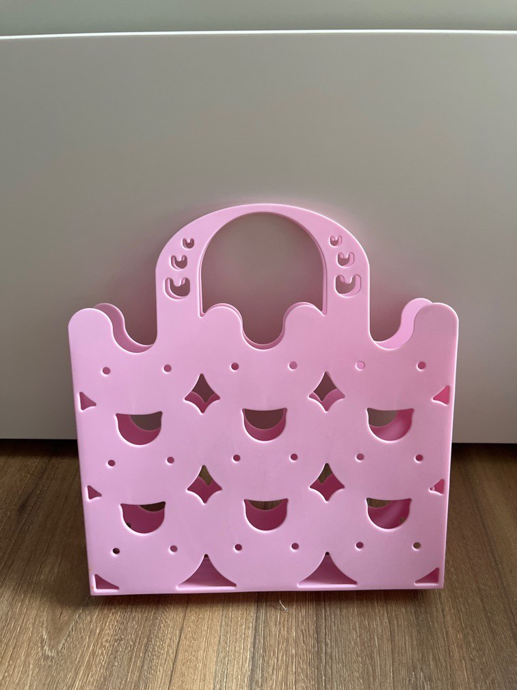 Newjeans pink bag official unsealed, K-Wave di Carousell