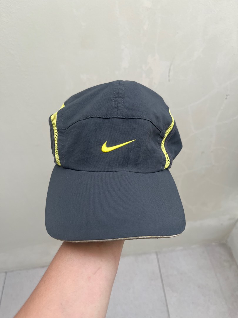 Nike Fit Dry, Fesyen Pria, Aksesoris, Topi di Carousell