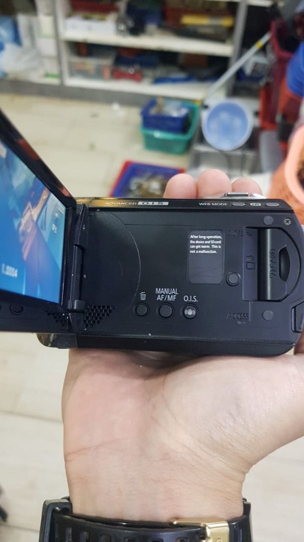 Panasonic SDR-S26 video cam, Photography, Cameras on Carousell