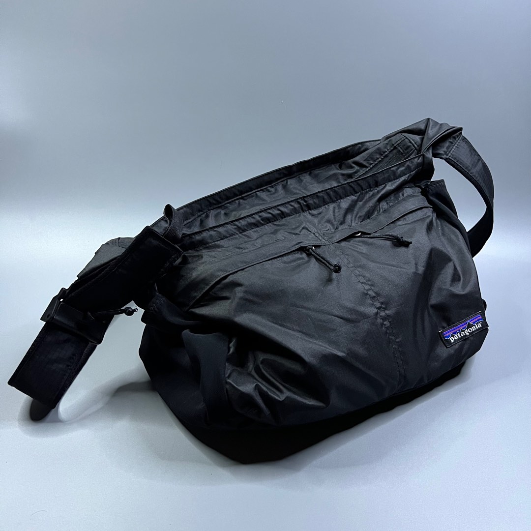 Patagonia - Packable Light Travel Courier Shoulder Bag, Men's Fashion ...