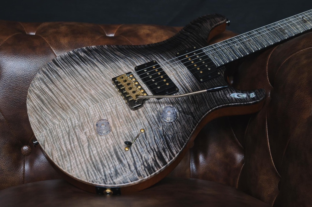 PRS Private Stock Custom 24 Frost Bite Dragon's Breath, Hobbies & Toys ...