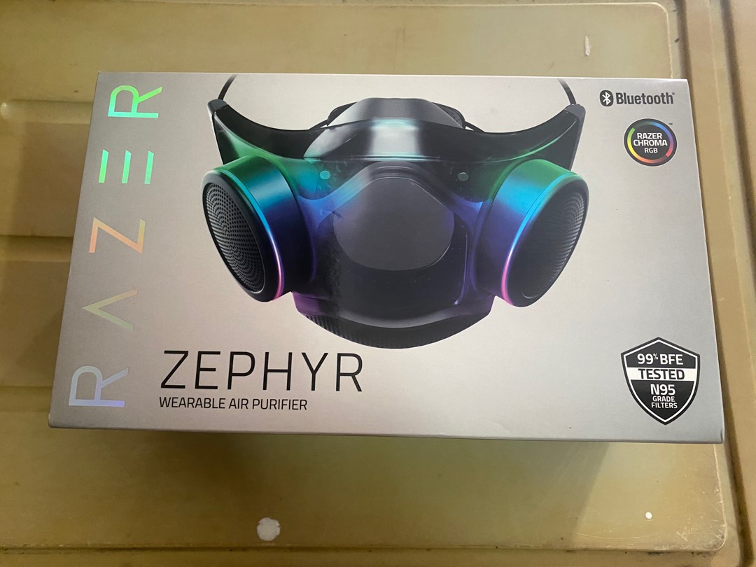 Razer Zephyr RGB Wearable Air Purifier Mask Limited Edition, Health ...