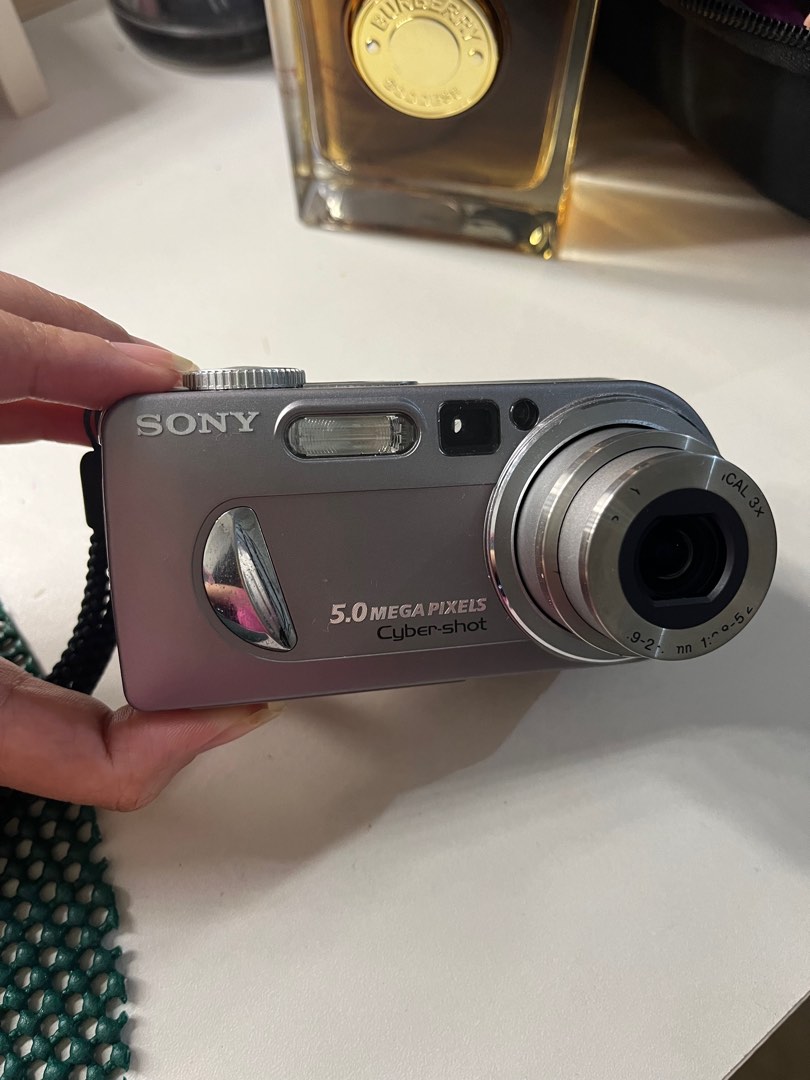 SONY CYBERSHOT DSC-P10, Photography, Cameras on Carousell
