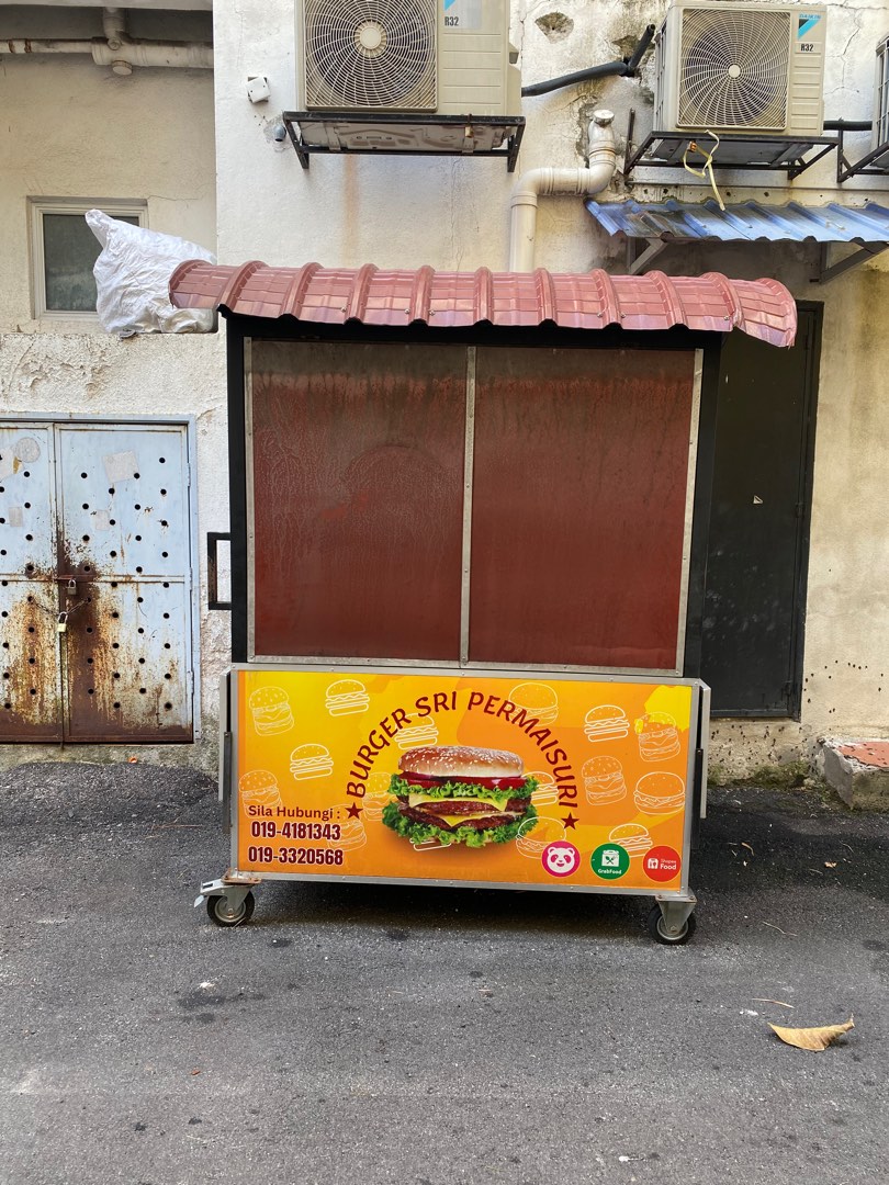 Stall Beger / Stall burger, Furniture & Home Living, Outdoor Furniture ...