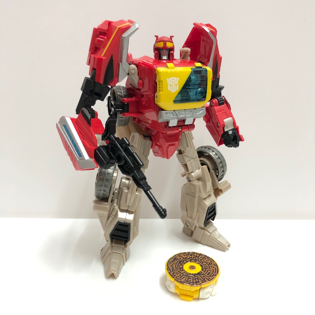 Transformers Generations Fall Of Cybertron FOC Autobot Blaster ...