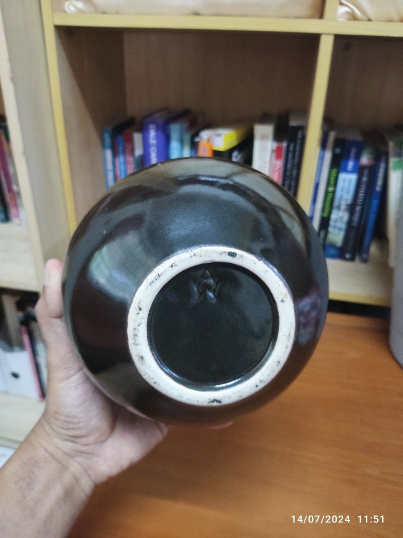 Vintage Aw Pottery Studio Vase, Hobbies & Toys, Collectibles ...