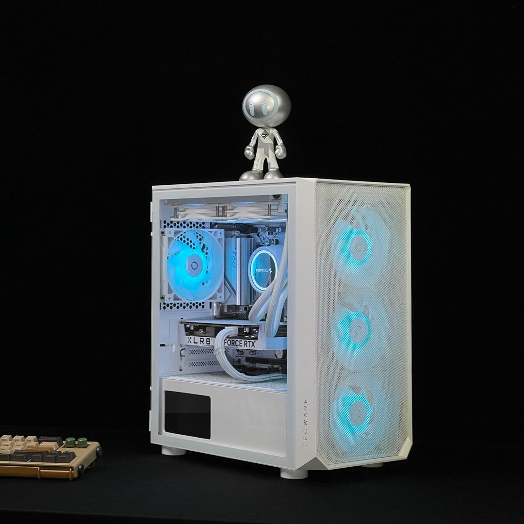 # PCU LEGACY / AMD RYZEN 5 / PNY RTX 4060 OC XLR8 WHITE 8GB / FULL ...