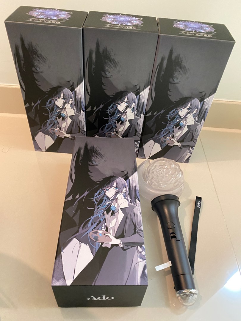 Ado 最新手燈 全新現貨 冇拆盒, 興趣及遊戲, 收藏品及紀念品, 明星周邊 - Carousell