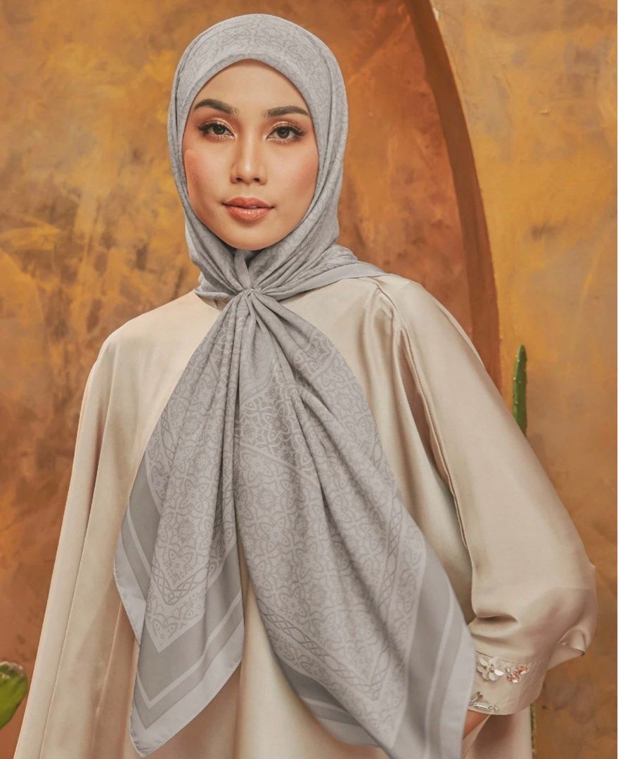 Casablanca by Lima Segi [Bawal], Women's Fashion, Muslimah Fashion ...