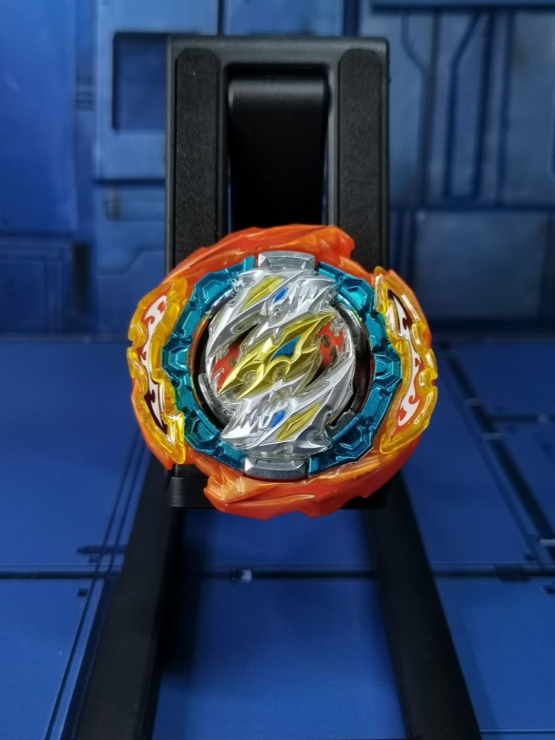 Beyblade Cyclone Ragnaruk, Hobbies & Toys, Toys & Games on Carousell