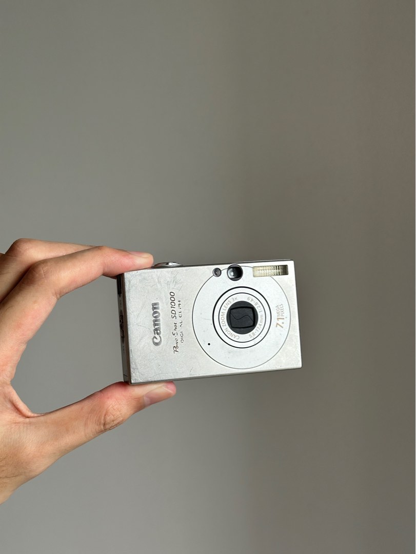 Canon IXUS 70 / SD1000 ELPH Camera, Photography, Cameras on Carousell