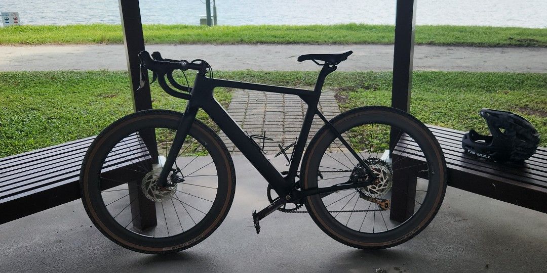 Carbon Gravel Road Bike / Bicycle with Sensah SRX Pro, Sports Equipment ...