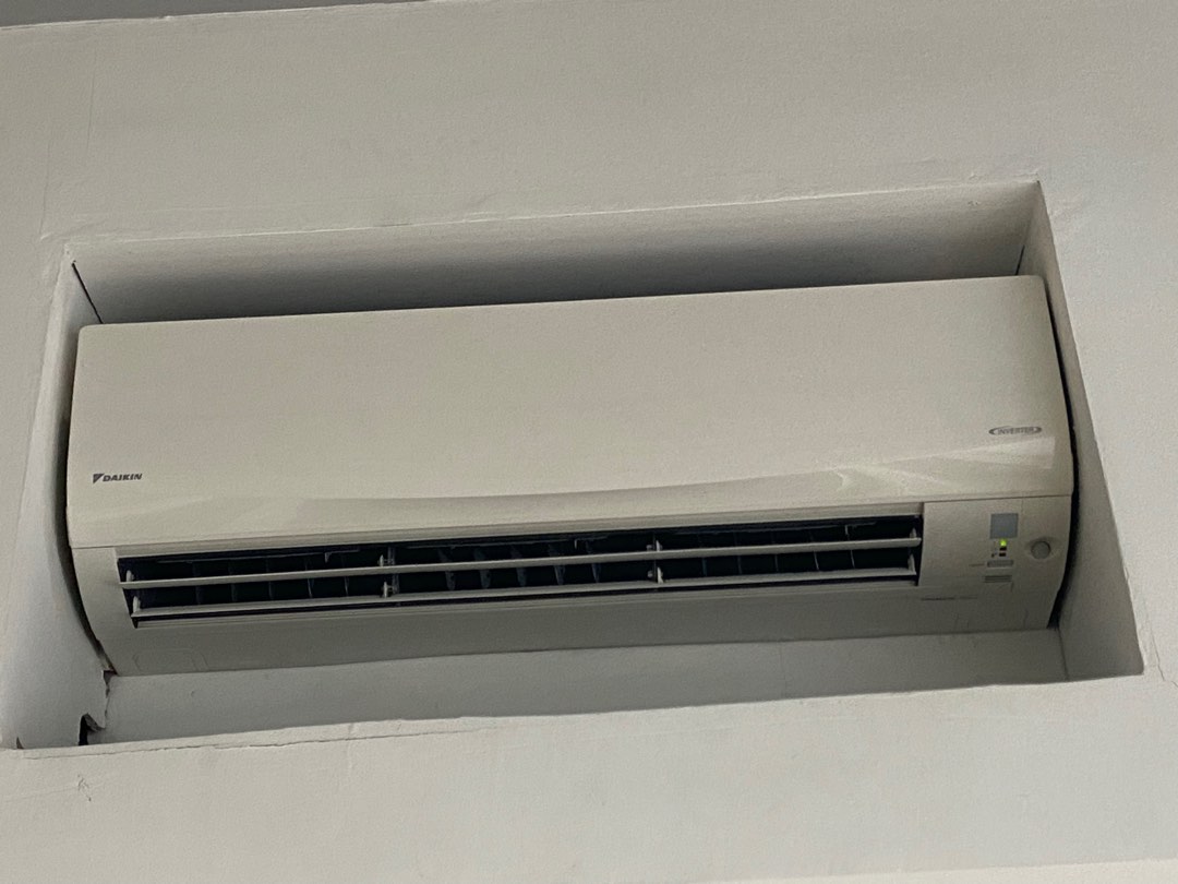 Daikin D-Smart Inverter Split Type Aircon, TV & Home Appliances, Air ...