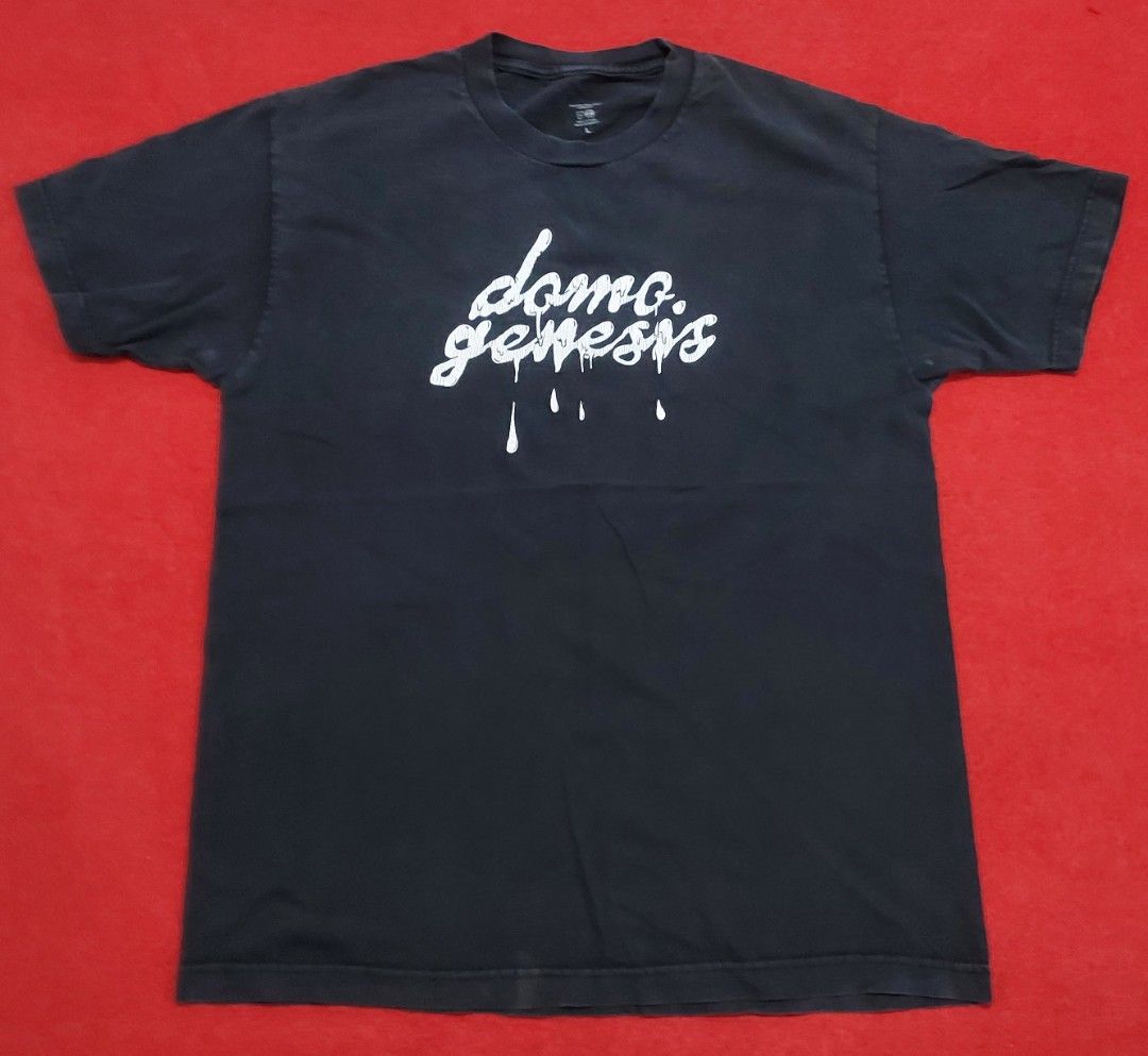 Domo Genesis Shirt, Men's Fashion, Activewear on Carousell