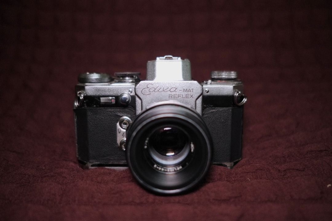Edixa Reflex Film camera (RARE), Photography, Cameras on Carousell