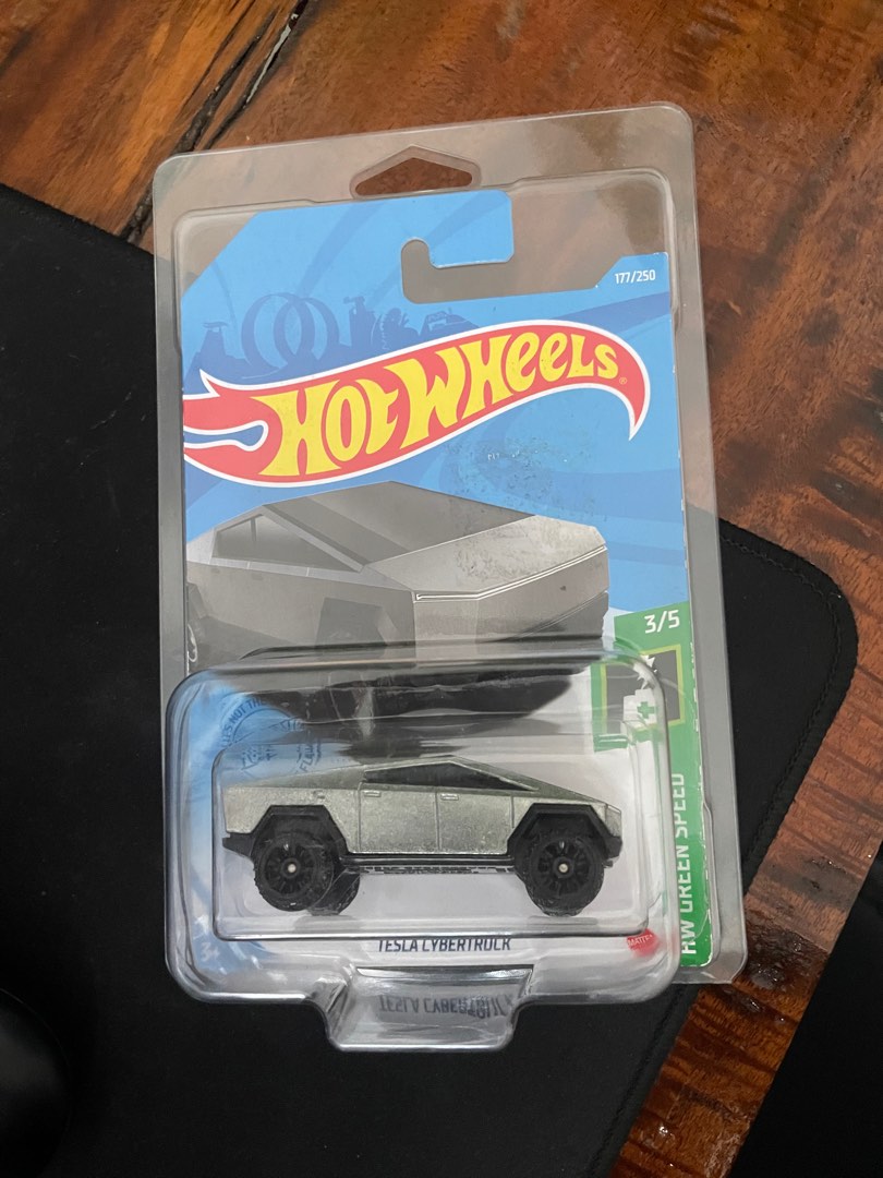 Hotwheels Cybertruck Tesla, Hobbies & Toys, Toys & Games on Carousell