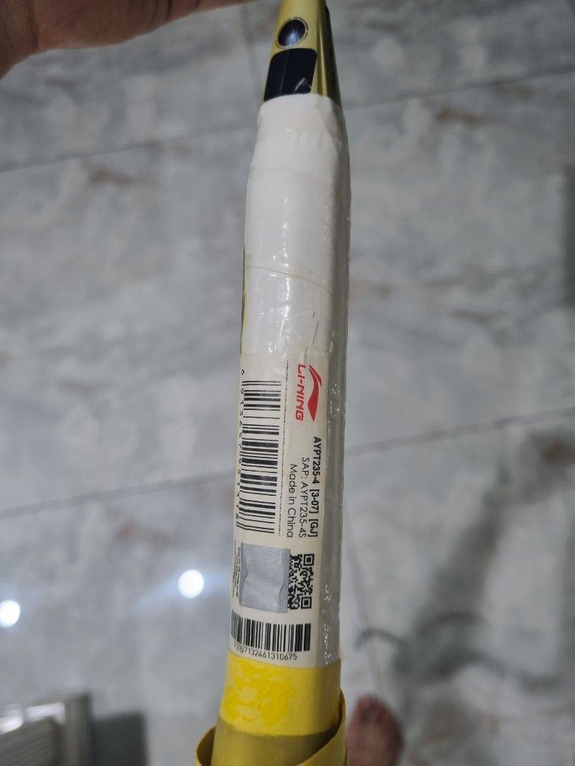 Lining Ax force 100, Sports Equipment, Other Sports Equipment and ...