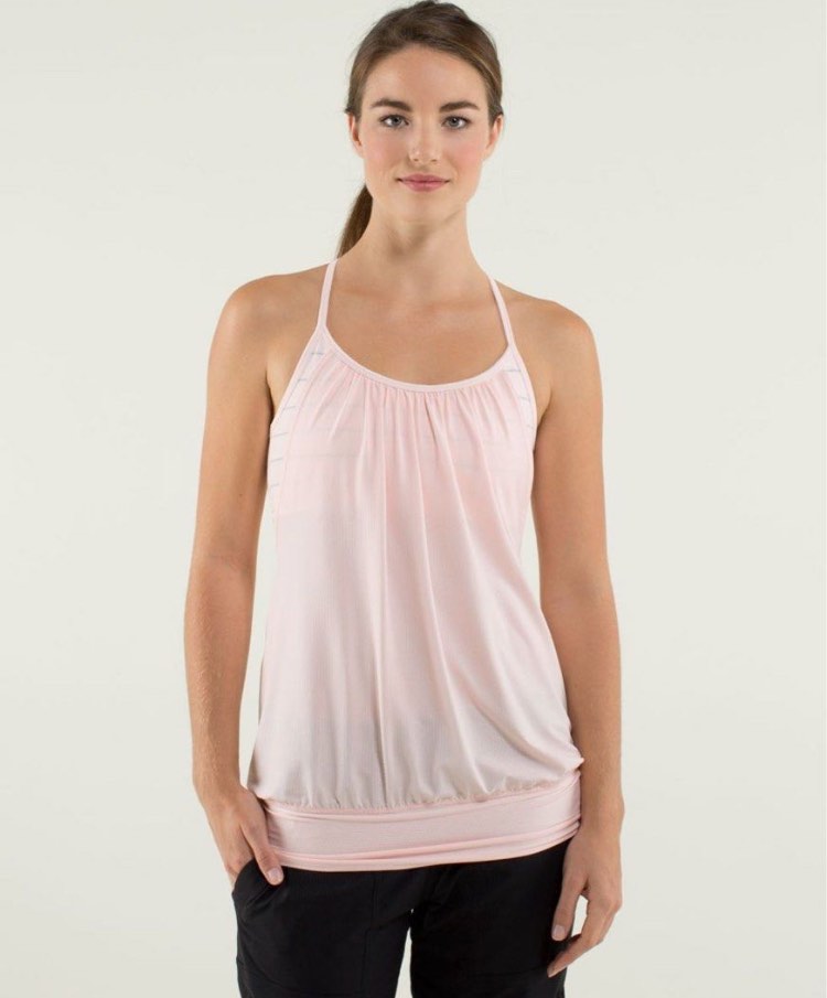 Lululemon Top, Women's Fashion, Activewear on Carousell