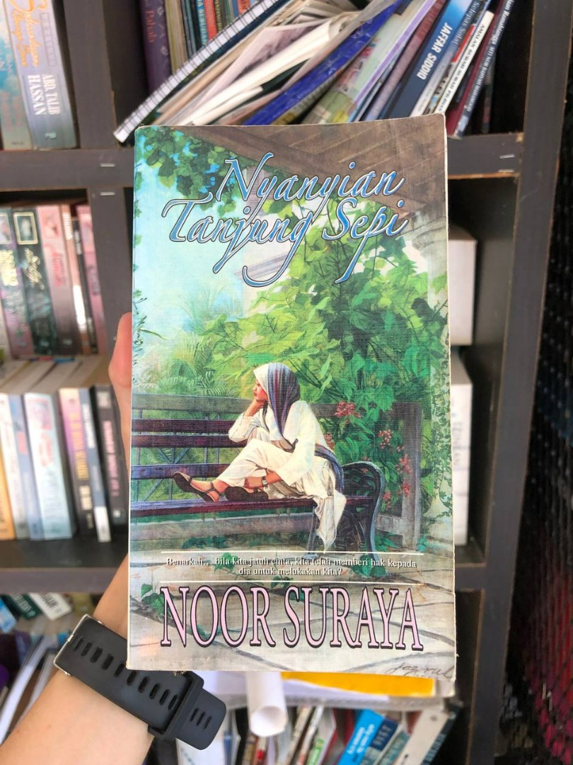 NYANYIAN TANJUNG SEPI - NOOR SURAYA, Hobbies & Toys, Books & Magazines, Storybooks on Carousell