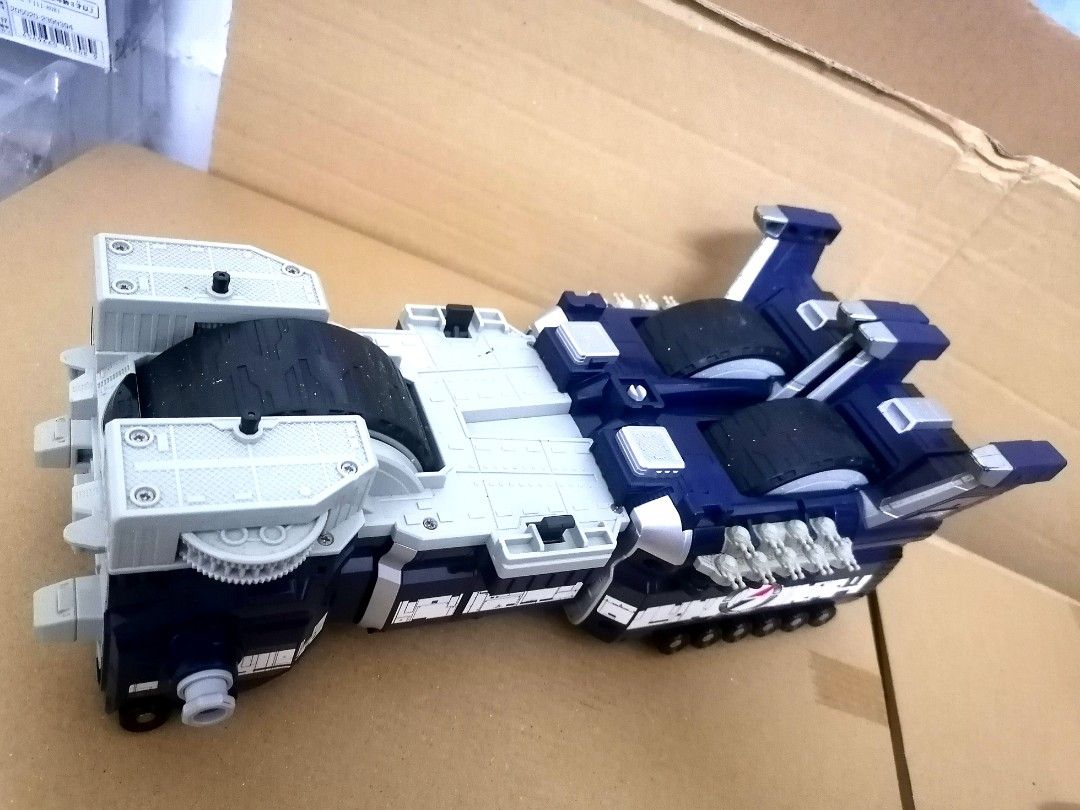 Sentai boukenger dx daivoyager / power rangers operation overdrive ...