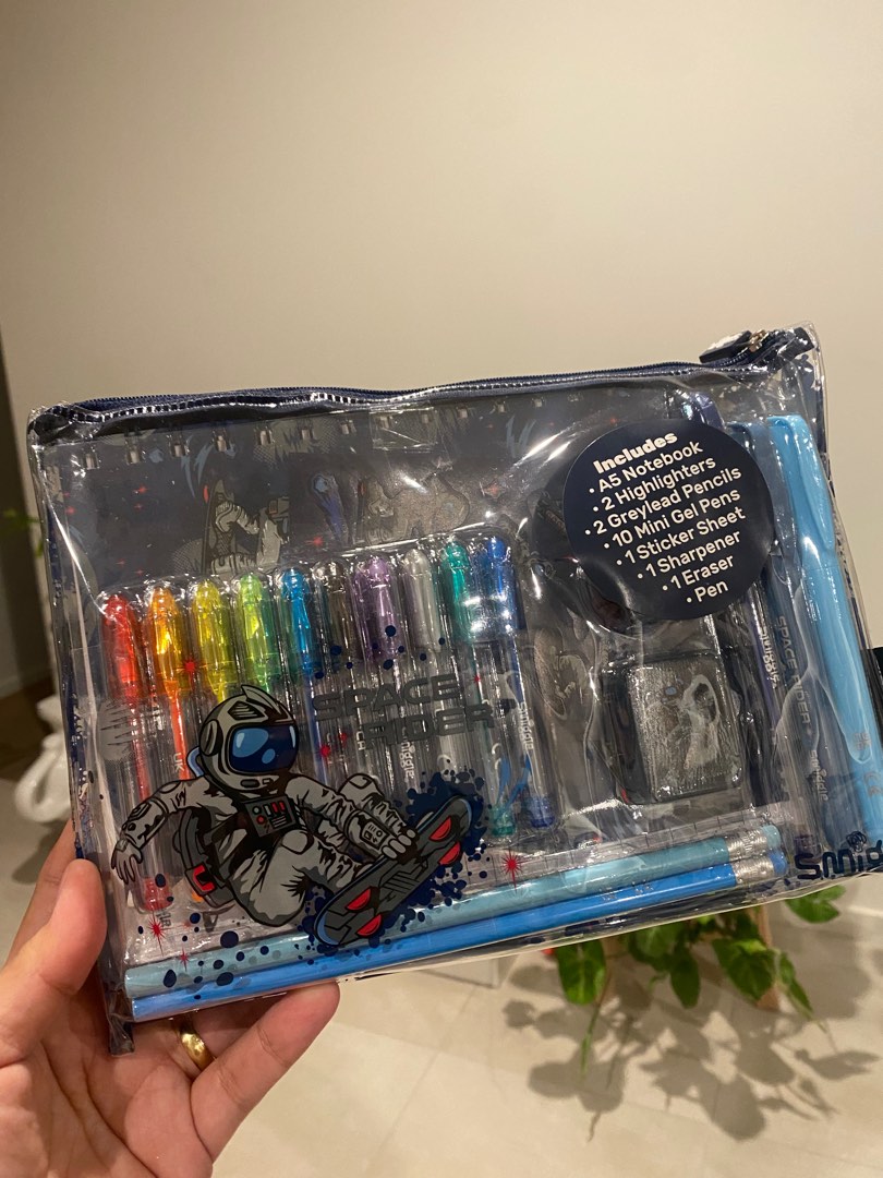 Smiggle Essential Set, Hobbies & Toys, Stationary & Craft, Stationery ...