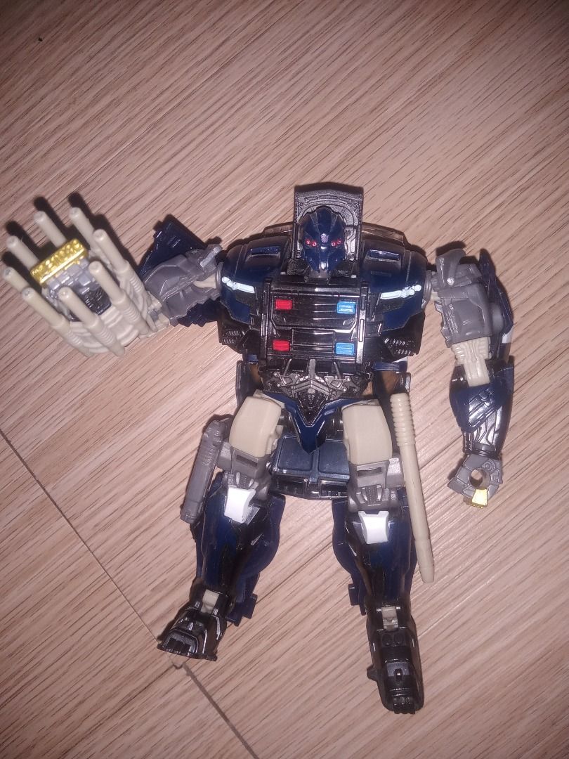 Transformers TLK Deluxe Class: Barricade (RARE), Hobbies & Toys, Toys ...
