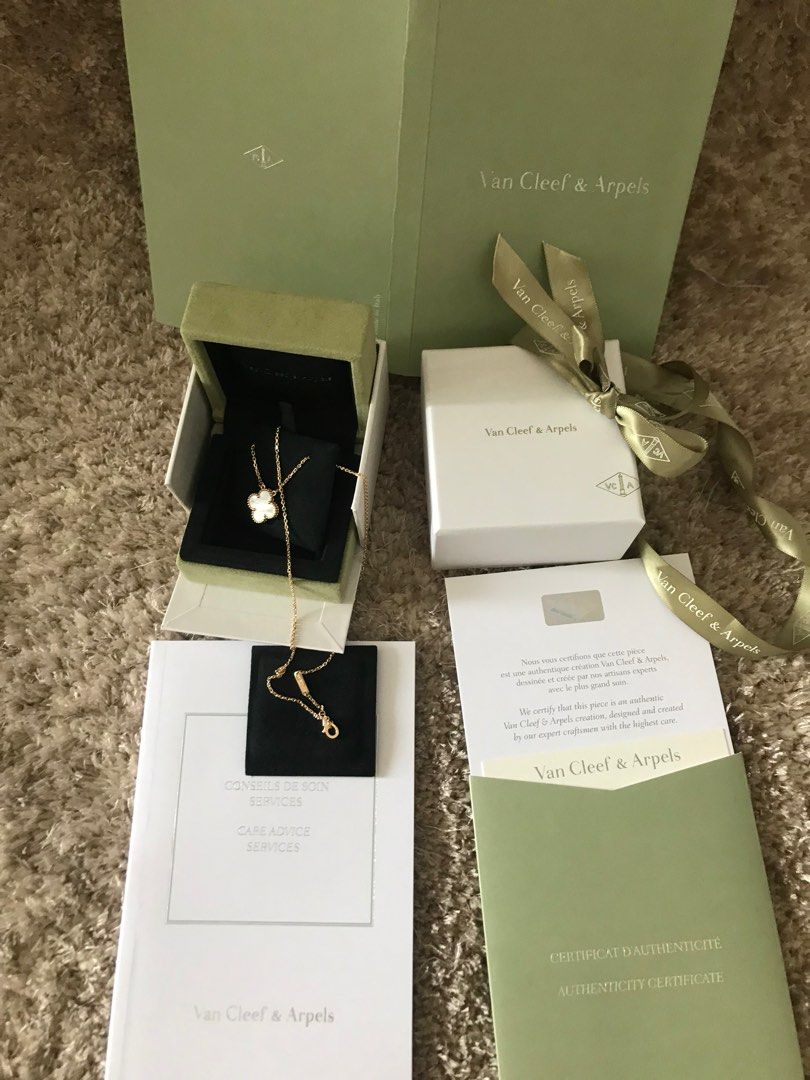 VAN CLEEF & ARPELS VINTAGE ALHAMBRA MOP WHITE NEW AUT 2024 BNIB ...