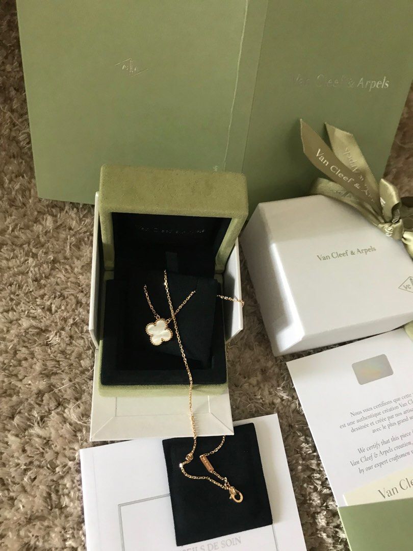 VAN CLEEF & ARPELS VINTAGE ALHAMBRA MOP WHITE NEW AUT 2024 BNIB ...