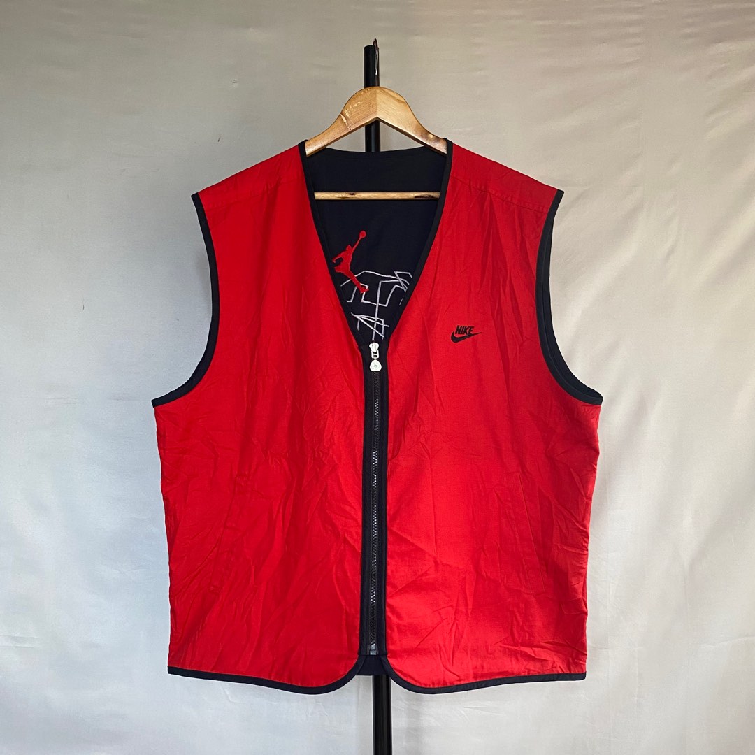 Vintage nike Jordan Vest, Men's Fashion, Activewear on Carousell