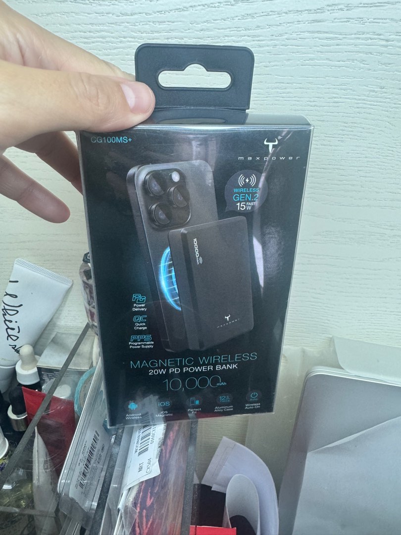 2the Max Maxpower 牛魔王 10000mAh 磁力無線外置充電器 CG100MS+, 手提電話, 電話及其他裝置配件, 充電器 ...