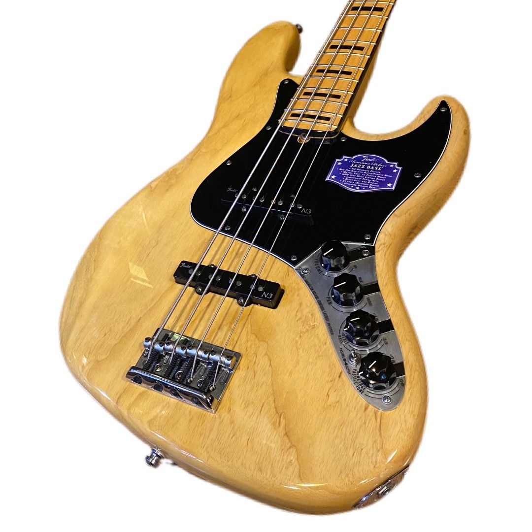 American Deluxe Jazz Bass 2003, Hobbies & Toys, Music & Media, Musical ...