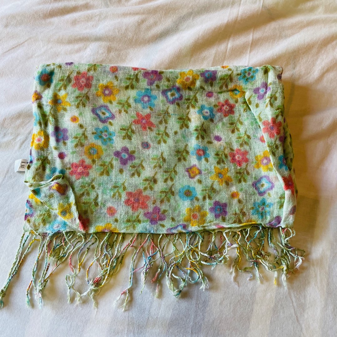 Cottagecore! Mint Green Ditsy Wildflower Japanese Scarf, Women's ...