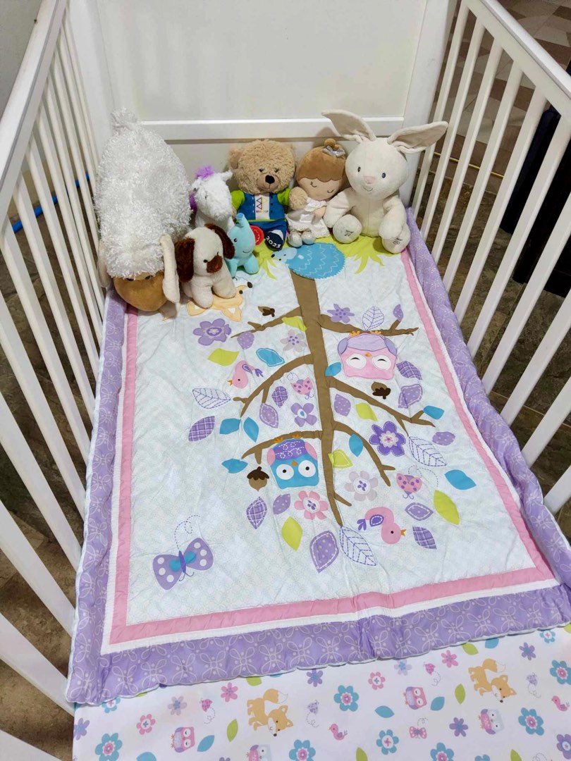 Cuddlebug White Wooden Crib Uratex foam, Babies & Kids, Baby Nursery ...