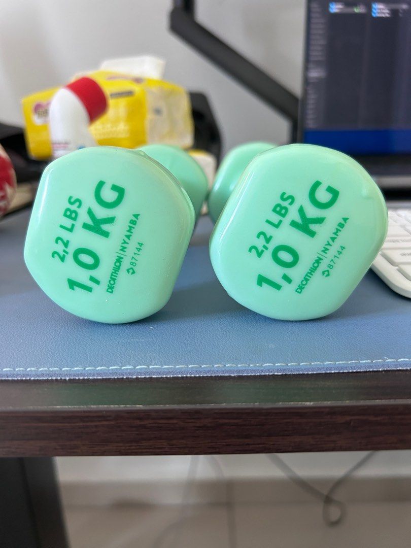 Decathlon dumbbells 1kg x 2, Sports Equipment, Exercise & Fitness, Weights & Dumbells on Carousell