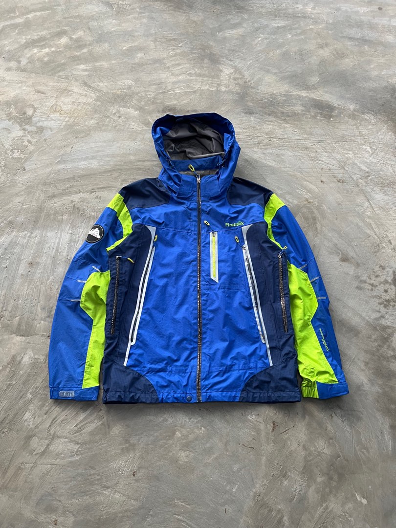 FIRST LOOK HIKING JACKET, Men's Fashion, Coats, Jackets and Outerwear ...