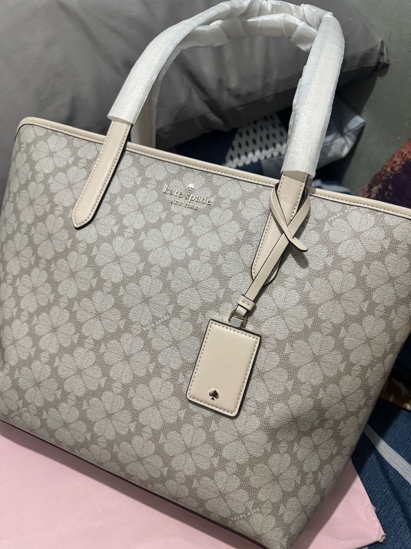 Kate Spade Flower PVC Tote Bag Dark Beige KG086, Luxury, Bags & Wallets ...