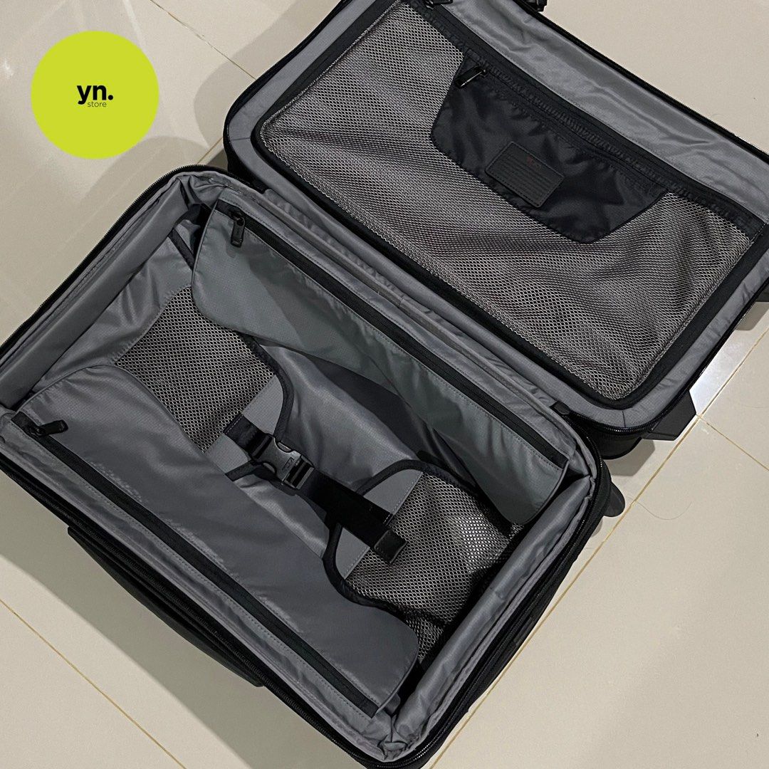 Koper TUMI Alpha International Expandable 2 Wheel Carry On - Black ...